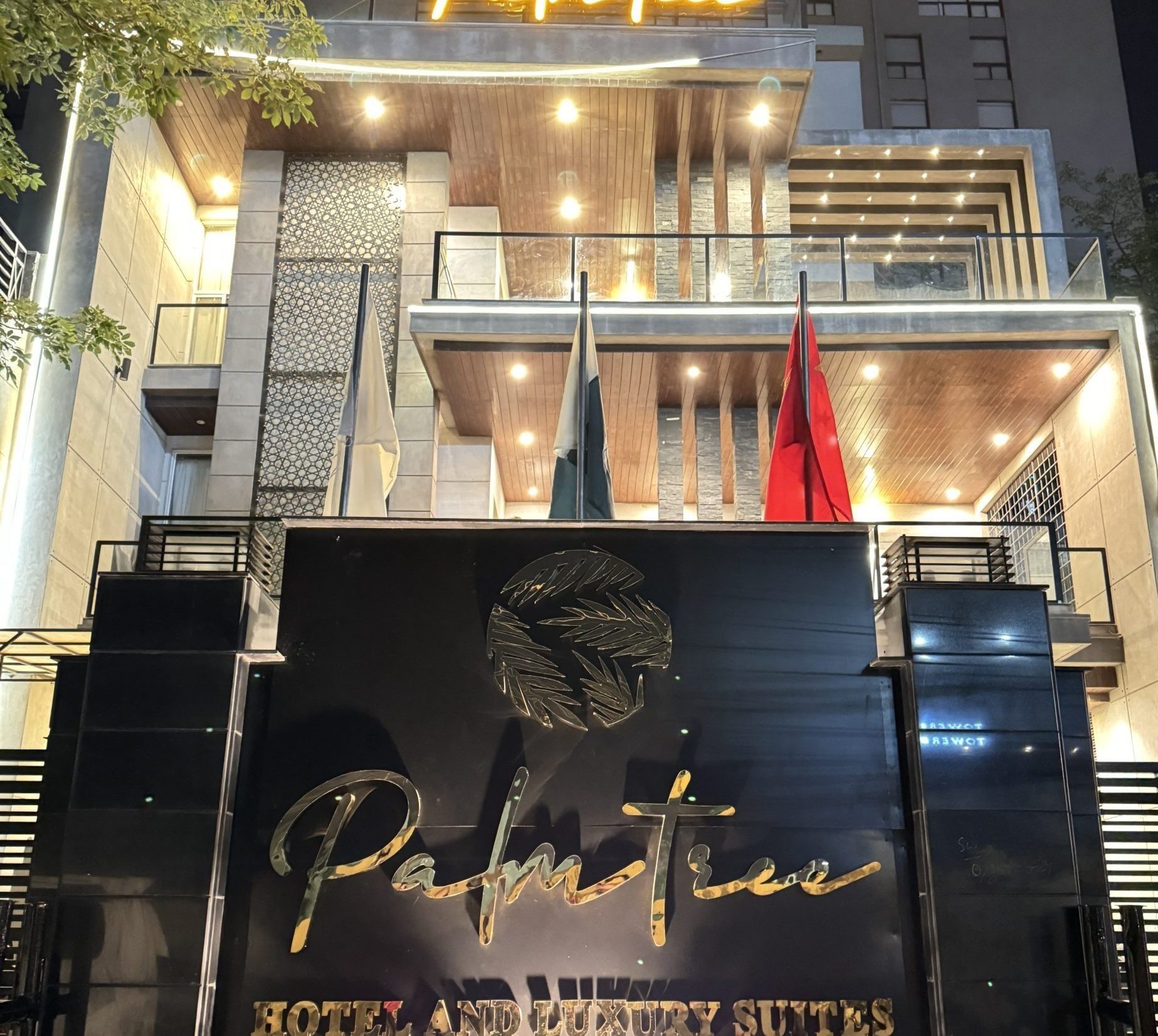 Home - Palm Tree Bookings